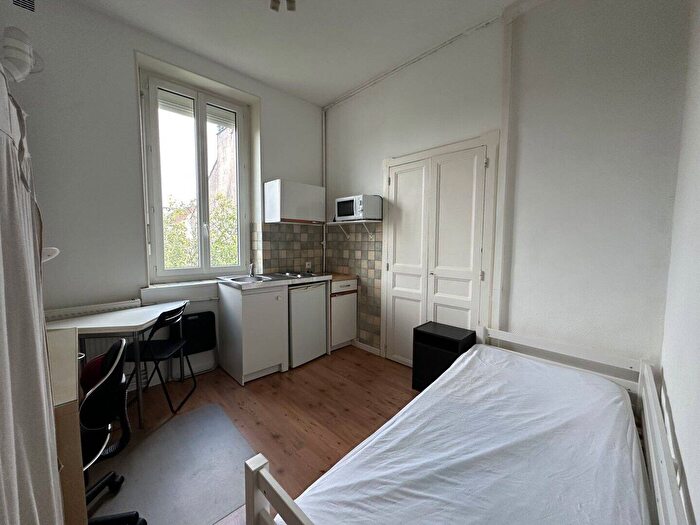 Appartement à louer - Champmaillot, Dijon - 1 pièce