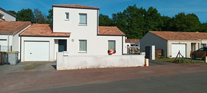 Maison 4 pièces à vendre - Challans, Saint Dominique, Route des Sables dOlonne