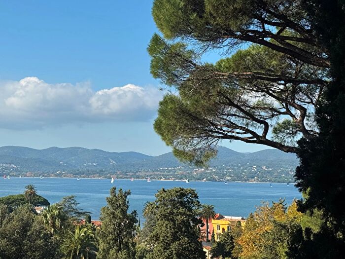 Appartement à vendre - Saint-Tropez, Pilon, Bourgade, Les Lices - 2 pièces - 1 chambre