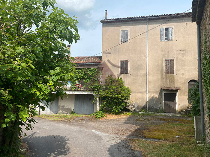 Maison à vendre - Molières-sur-Cèze - 9 pièces - 6 chambres