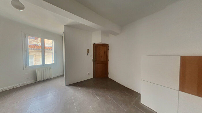 Appartement à vendre - Avignon, Palais des Papes, Zone Piétonne - 4 pièces - 3 chambres