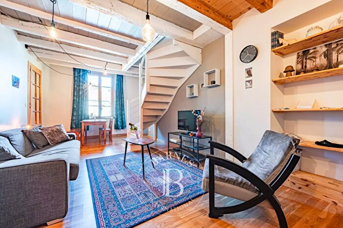 Appartement à vendre - Annecy, Centre-ville, Vieille ville, Marquisats - 3 pièces - 2 chambres