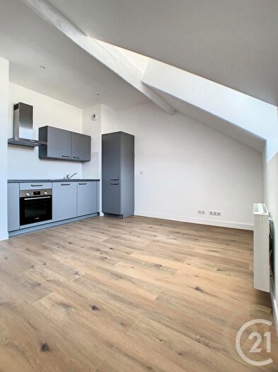 Appartement à louer - Compiègne, Centre-ville - 2 pièces - 1 chambre