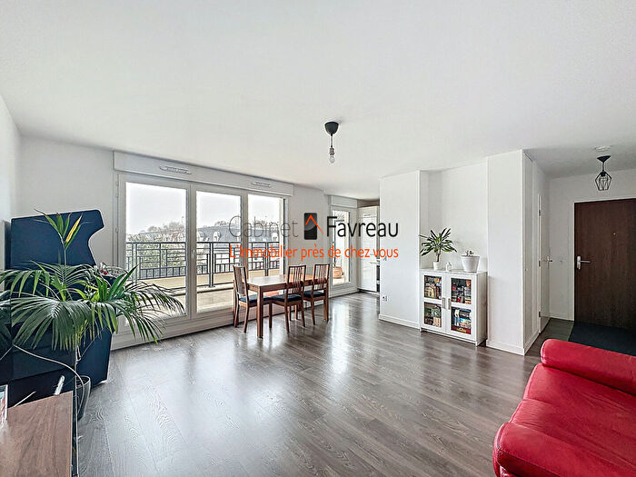 Appartement à vendre - Thiais, Pavé de Grignon - 5 pièces - 4 chambres