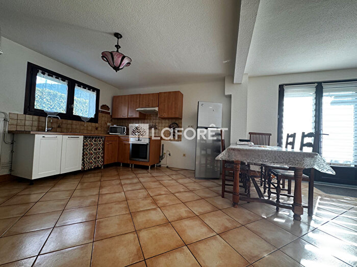 Appartement à louer - Albertville, Val des Roses - 3 pièces - 2 chambres