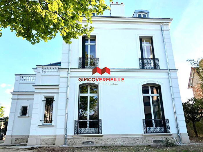 Maison 6 pièces à louer à Croissy-sur-Seine