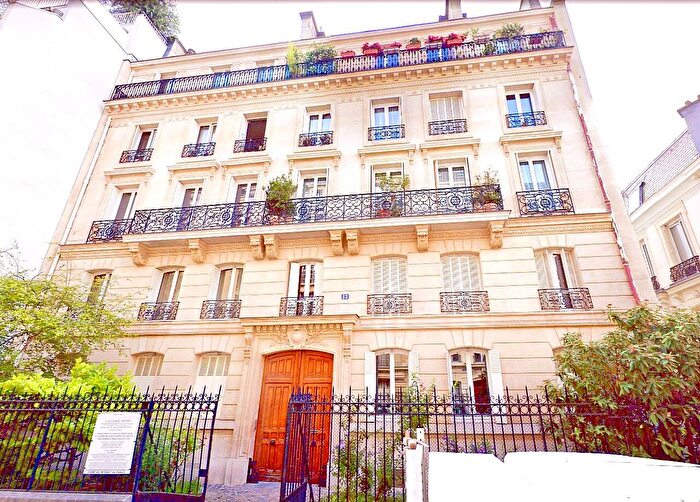 Appartement à louer - Muette Nord, Paris ème arrondissement - 2 pièces - 1 chambre