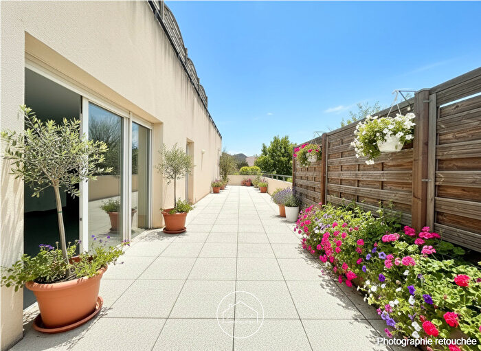 Appartement à vendre - Marseille e , La Capelette - 3 pièces - 2 chambres