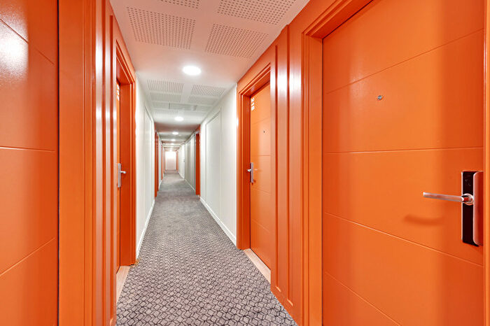 Appartement à louer - Bezons, Colombier - 1 pièce