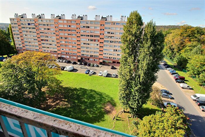 Appartement à louer - Avon, Terrasses, Valvins - 4 pièces - 3 chambres