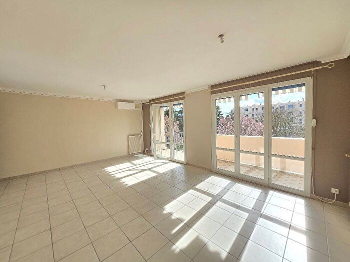 Appartement à louer - Craponne - 5 pièces - 3 chambres