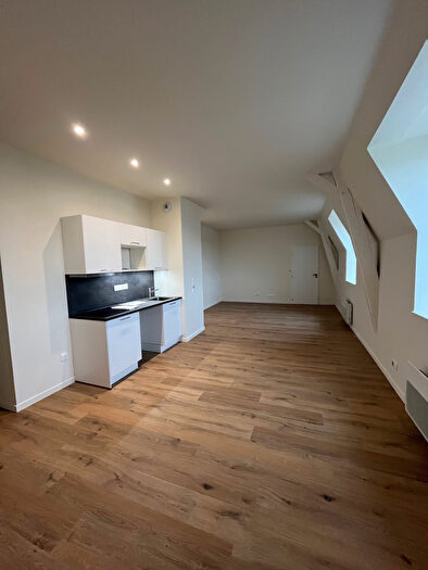 Appartement à louer - Laval, Les Fourches - 3 pièces - 2 chambres