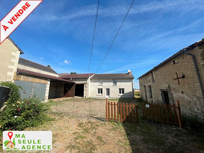 Maison 4 pièces à Saint-Christophe, à vendre
