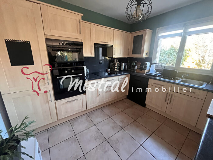 Maison à vendre - Aigues-Mortes - 5 pièces - 4 chambres