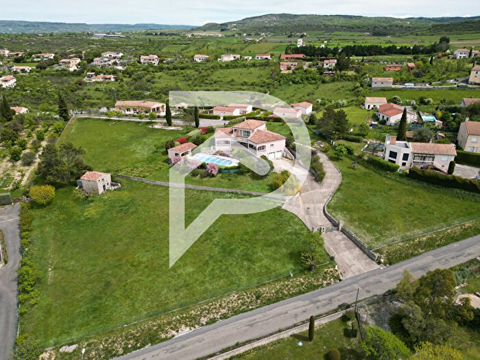 Maison 4 pièces à vendre à Villeneuve-de-Berg