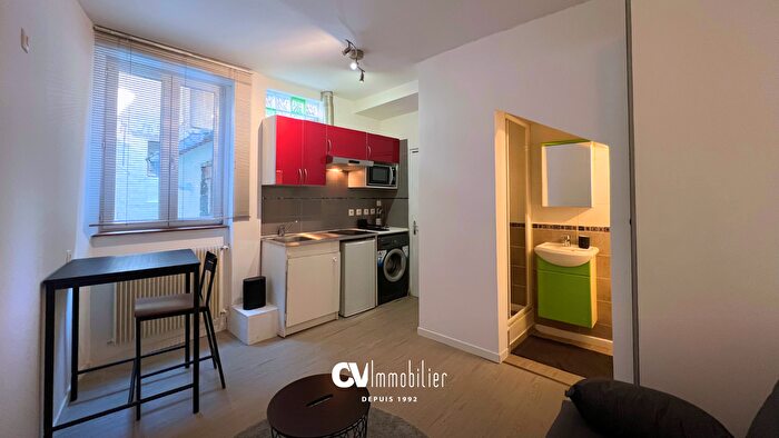 Appartement à louer - Louviers, Centre-ville - 1 pièce