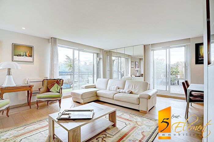 Appartement à vendre - Écully, Centre-ville - 5 pièces - 4 chambres