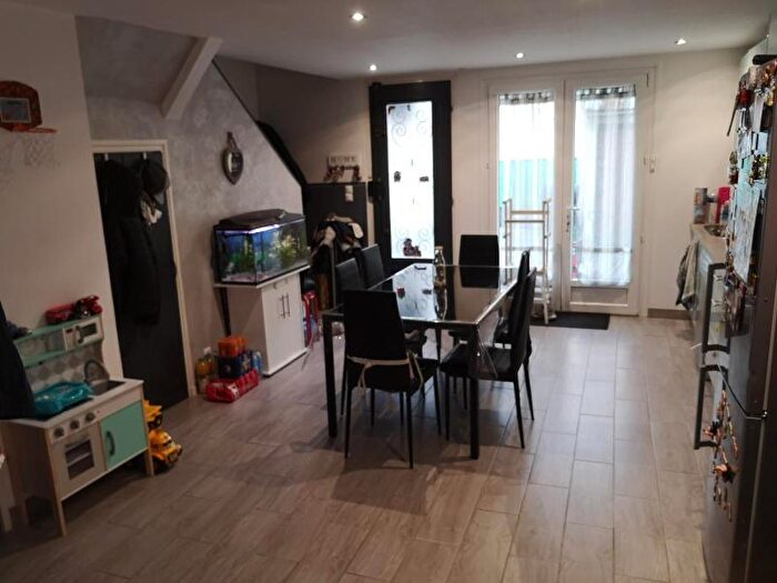 Maison à louer - Canohès - 3 pièces - 2 chambres