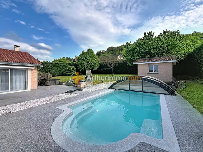 Saint-Chef - Maison 6 pièces à vendre