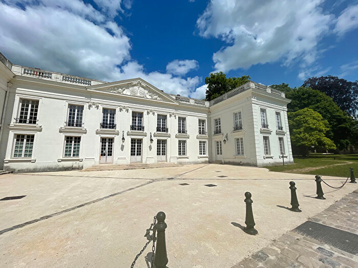 Appartement à vendre - Morigny-Champigny - 5 pièces - 3 chambres