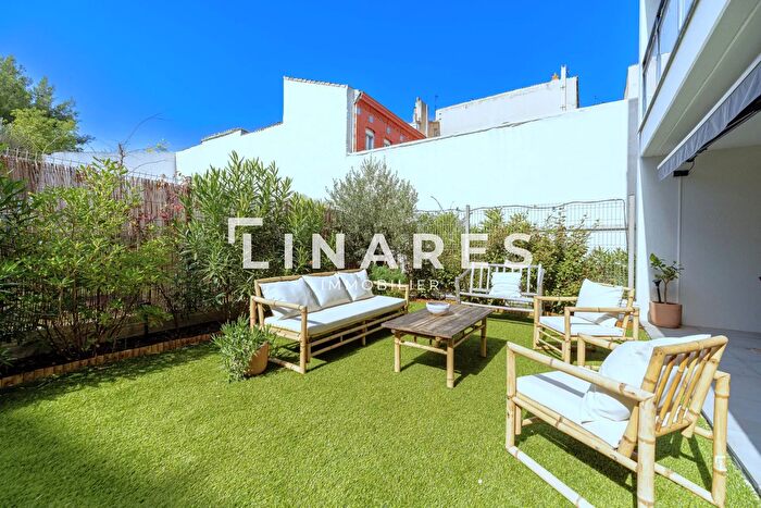 Appartement à vendre - Marseille e , Vauban - 3 pièces - 2 chambres