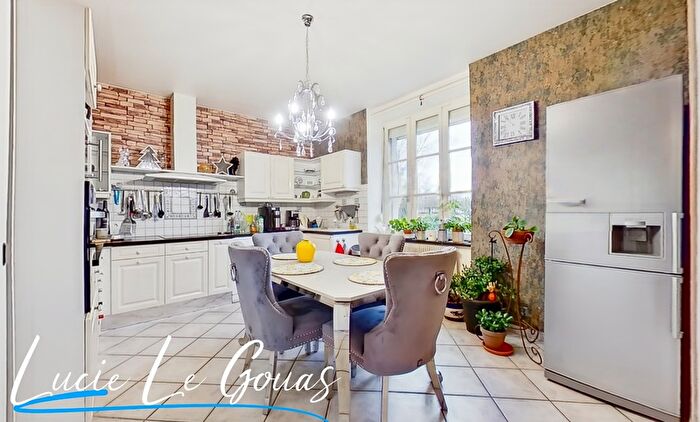 Maison à vendre - Azannes-et-Soumazannes - 9 pièces