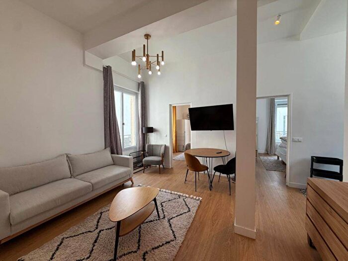 Appartement à louer - Gérard de Nerval, Saint-Germain-en-Laye - 3 pièces - 2 chambres