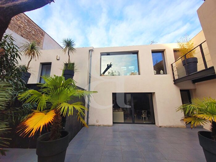 Maison à vendre - Montélimar, Centre-ville - 6 pièces - 3 chambres