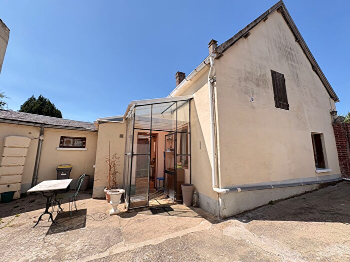 Maison 5 pièces à vendre à Villeneuve-les-Sablons