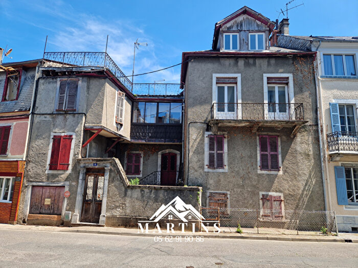 Maison à vendre - Bagnères-de-Bigorre - 7 pièces - 5 chambres