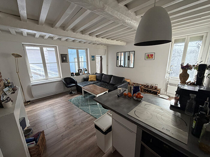 Appartement à vendre - Lille, Vieux Lille - 2 pièces - 1 chambre