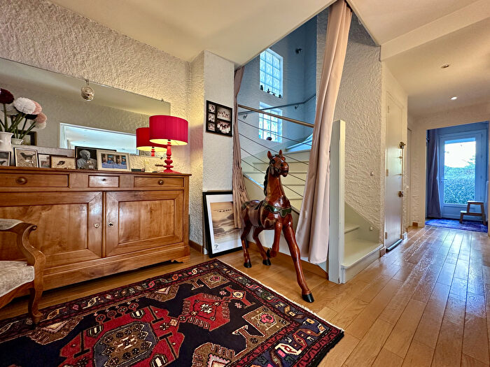 Maison à vendre - Durtol - 6 pièces - 5 chambres