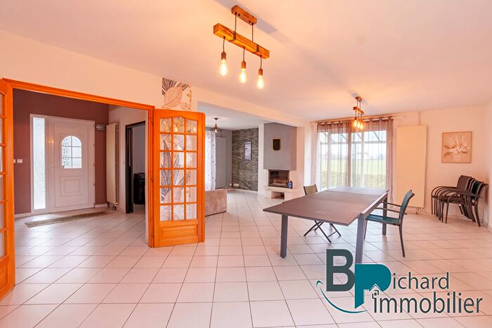 Maison à vendre - Vivaise - 6 pièces - 4 chambres