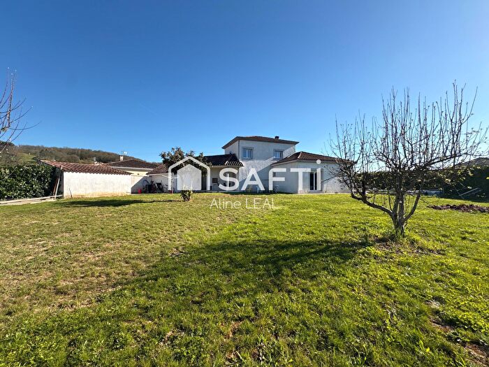 Maison à vendre - Goudourville - 6 pièces - 4 chambres