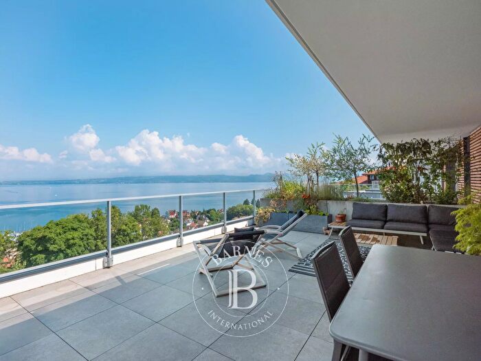 Appartement à vendre - Évian-les-Bains - 4 pièces - 3 chambres