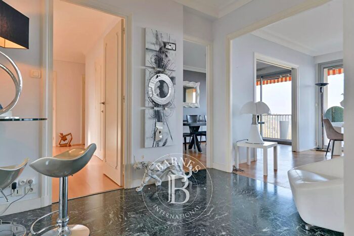 Appartement à vendre - Sainte-Foy-lès-Lyon, Centre-ville - 4 pièces - 3 chambres