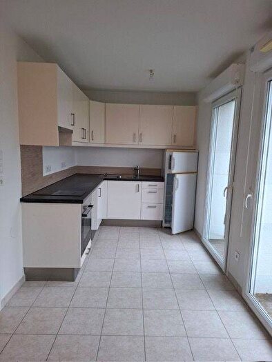 Appartement à louer - Ouest, Gex - 1 pièce