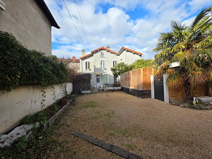 Maison à vendre - Clermont-Ferrand, Oradou - 5 pièces - 4 chambres