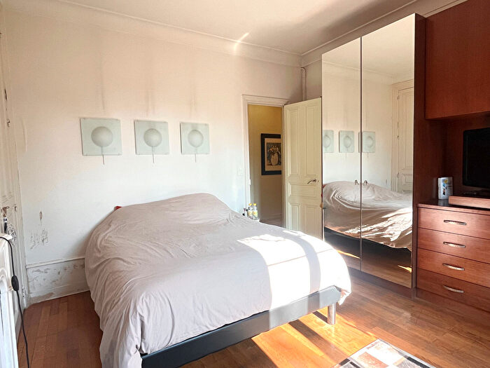 Appartement à vendre - Roanne, Gare - 5 pièces - 3 chambres