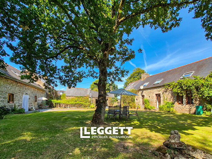 Maison à vendre - Bourbriac - 10 pièces - 5 chambres