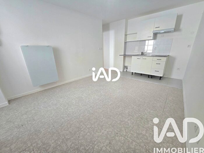 Condé-Sainte-Libiaire : Appartement 3 pièces à louer