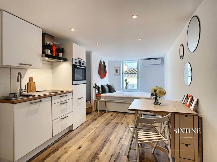 Appartement à louer - Oiselet la Grive, Bourgoin-Jallieu - 1 pièce