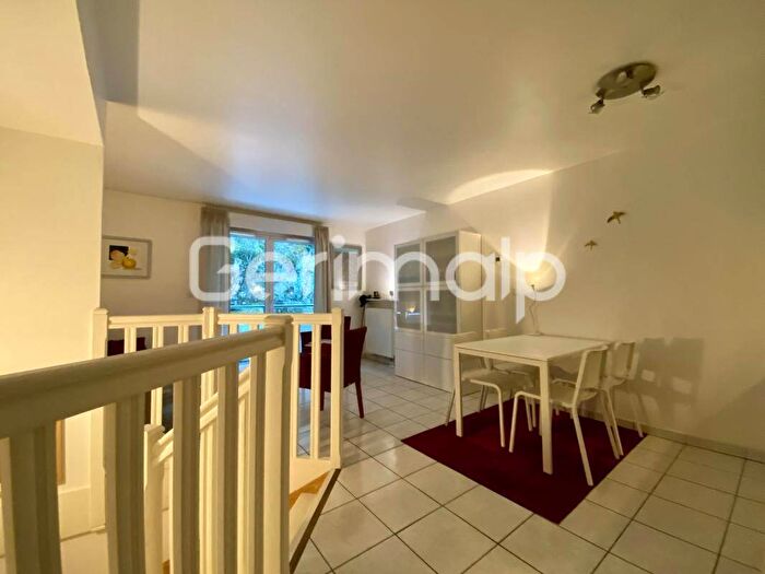 Appartement à louer - Gare, Annecy - 2 pièces - 1 chambre
