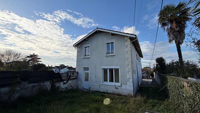 Maison à vendre - Tonneins - 5 pièces - 4 chambres