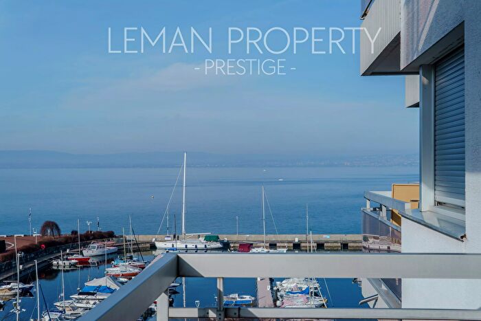 Appartement à vendre - Évian-les-Bains - 2 pièces - 1 chambre