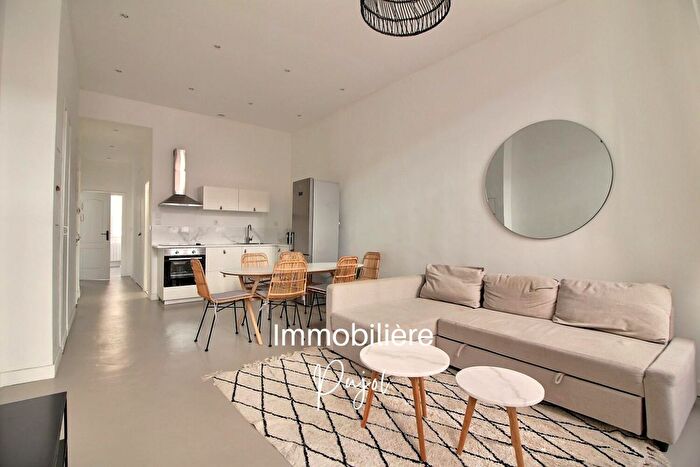 Appartement à louer - Marseille e , Castellane - 3 pièces - 2 chambres