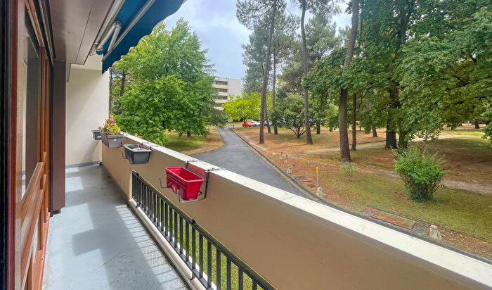 Appartement à vendre - Pessac, CCLAPS, La Châtaigneraie - 6 pièces - 4 chambres