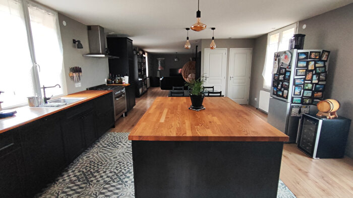 Appartement à vendre - Pont-de-Chéruy - 4 pièces - 3 chambres