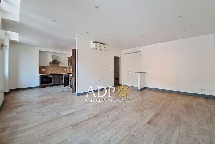 Grasse, Centre-ville Nord : Appartement 2 pièces à louer