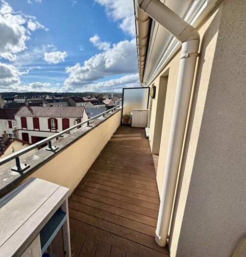 Appartement à vendre - Coulommiers, Ville haute - 4 pièces - 3 chambres